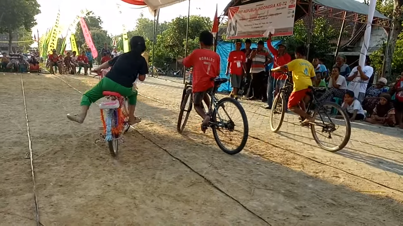 Peraturan Lomba Sepeda Lambat, dan 3 Trik Memenanginya