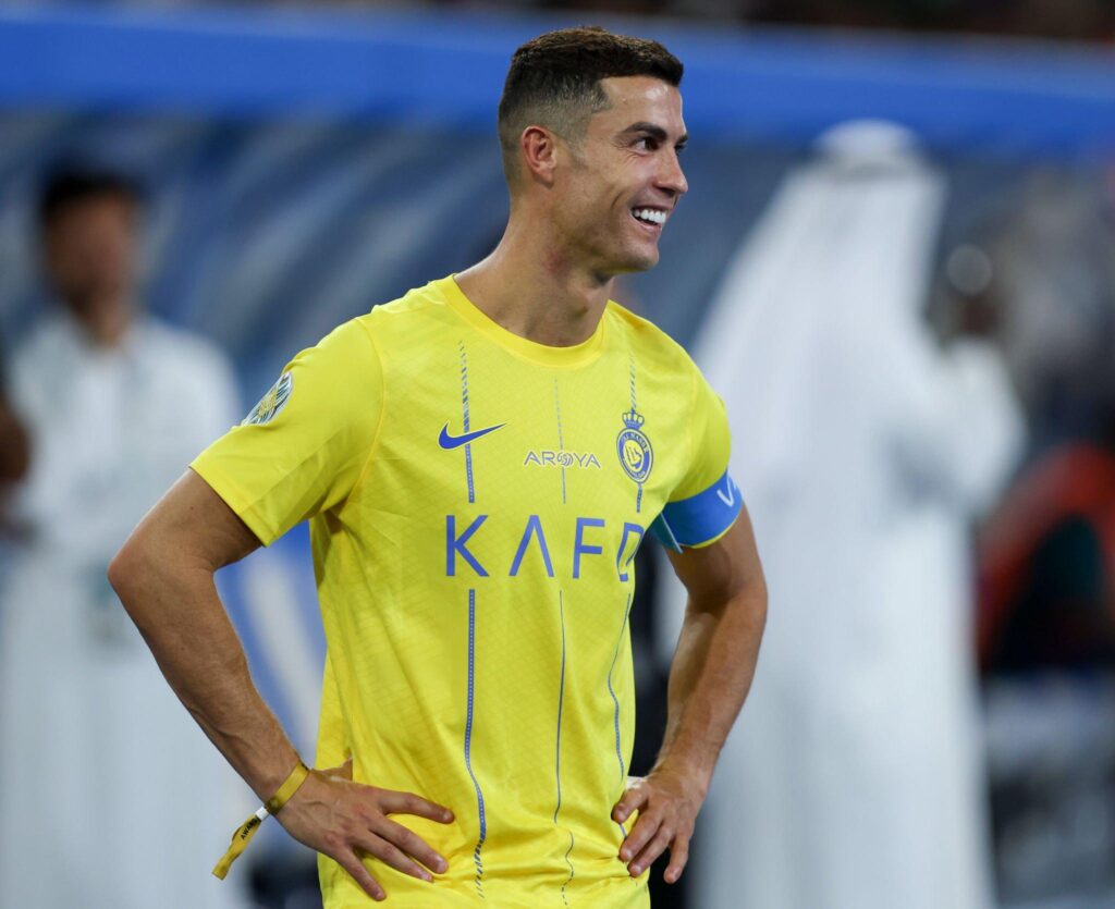 10 Pesepakbola dengan Bayaran Termahal di 2023, Ada Ronaldo, Messi, dan ... 10 Pesepakbola dengan Bayaran Termahal di 2023, Ada Ronaldo, Messi, dan ...