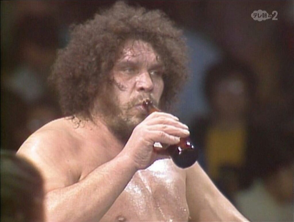 Seorang Pegulat: Sosok Andre Rene Roussimoff si Pemabuk Terhebat di Bumi