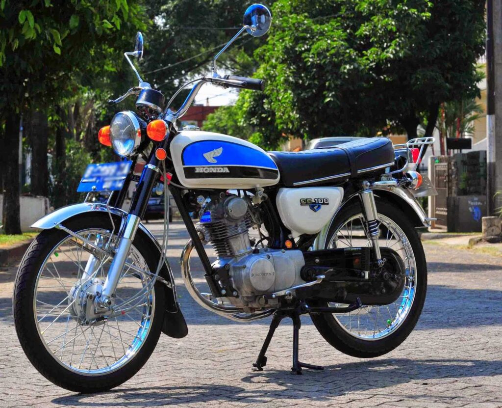 Motor Dilan Honda CB100 Gelatik, Berapa Harganya?