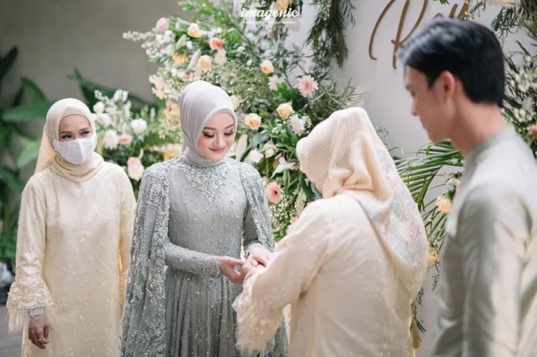 10 Ide Dekorasi Tunangan Simple di Rumah, Meaningful!